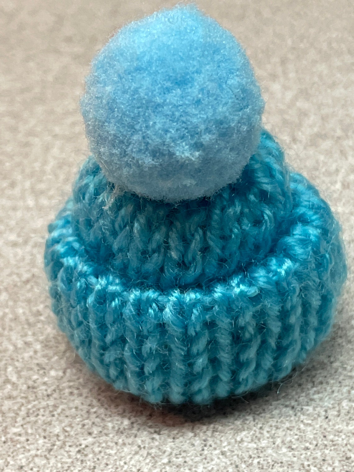 Lot of 22 Small Knit Fabric Yarn Hat Mini & Free Bonus Snowman Noses ...