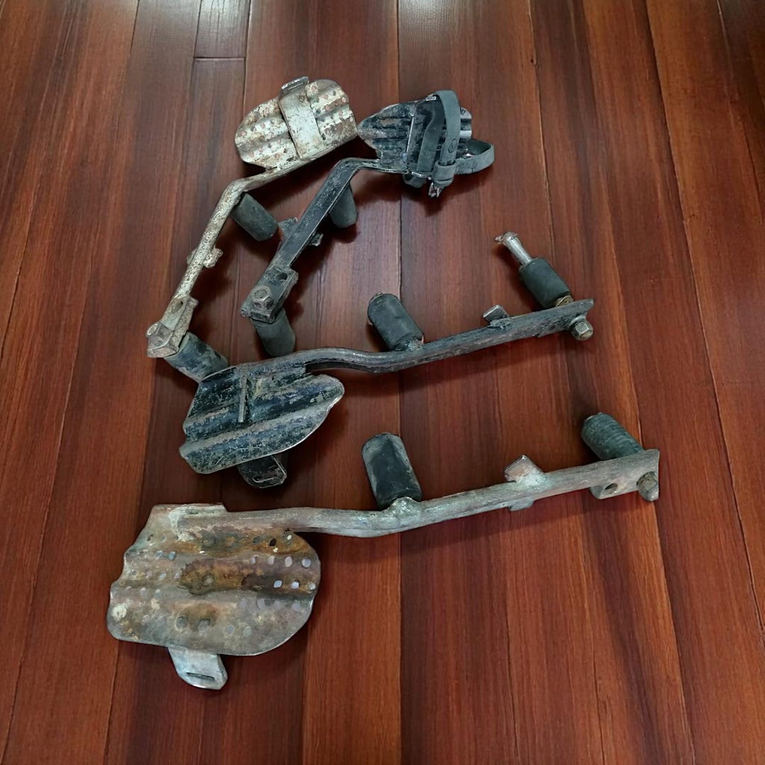 Vintage Tree Climbing Spikes Set of 4 Iron Pole Climbers Lineman Gear ...