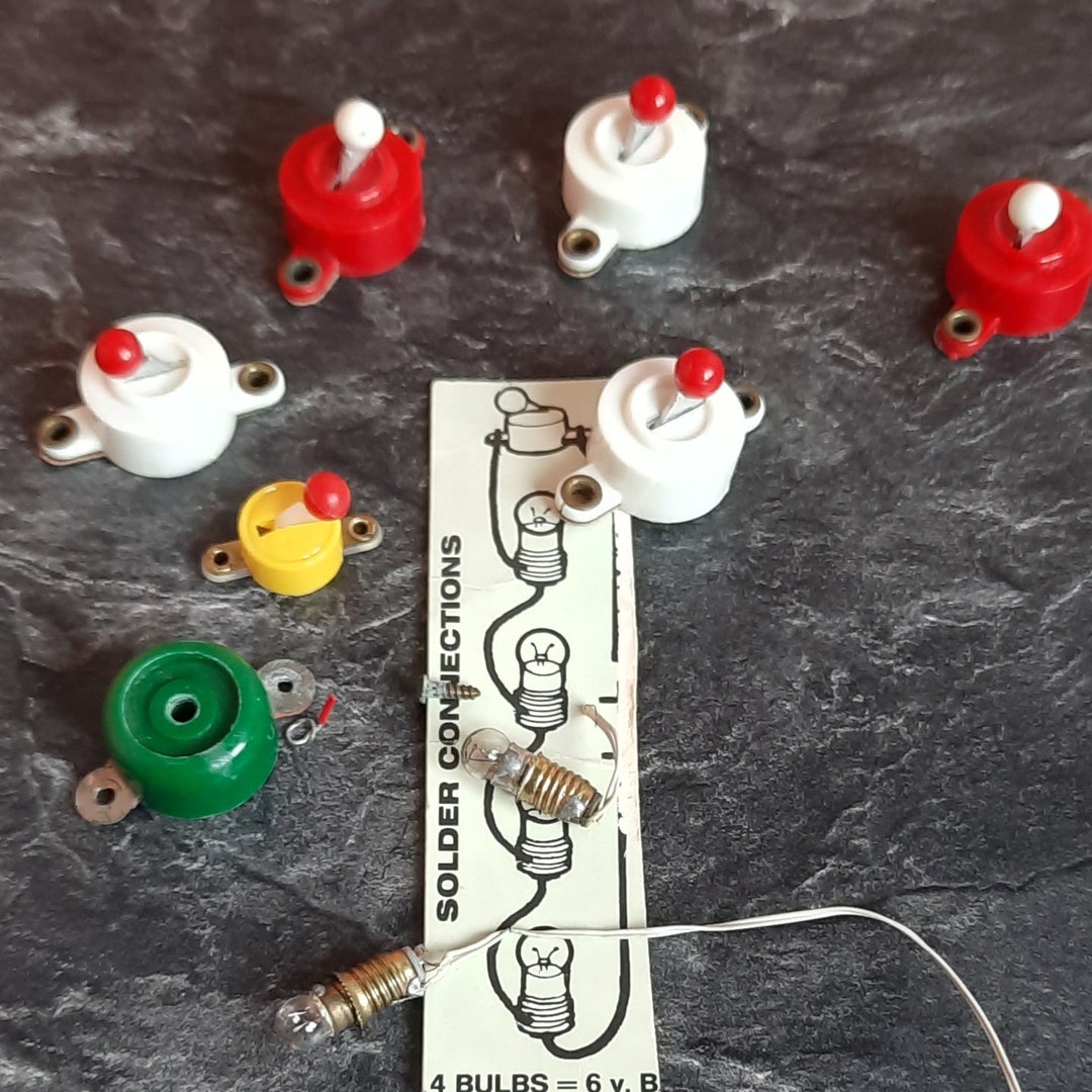 Fiver Bag Vintage Dolls House Items - Etsy