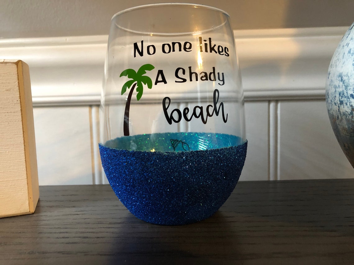 Beach theme peek a boo wine glass with light and dark blue | Etsy