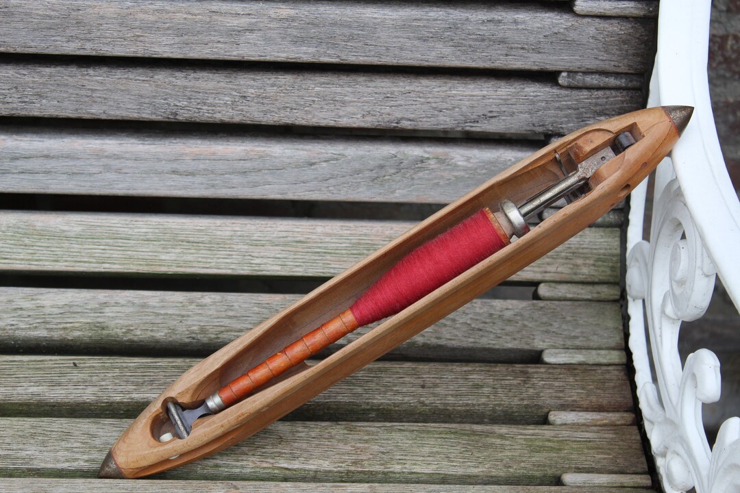 Antique Weaving Boat With Spool of Yarn, Complete | Wooden Loom Shooter ...