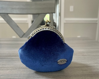 Kiss Lock Purse in Burgundy Velvet, Round Coin Purse in Velvet, Kiss ...
