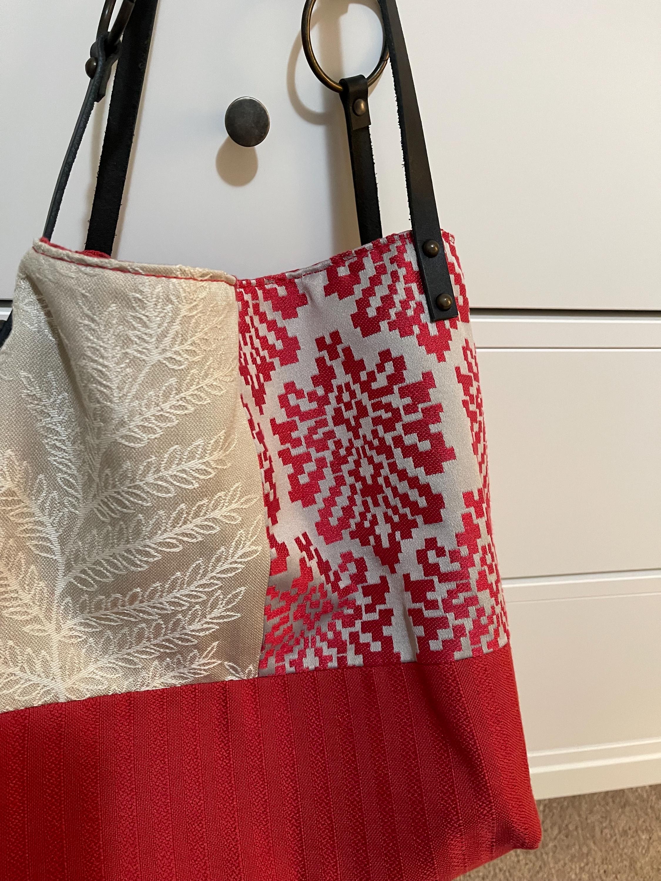 Große Patchwork Tasche | Roter Satin Brokat & Leder Umhängetasche ...