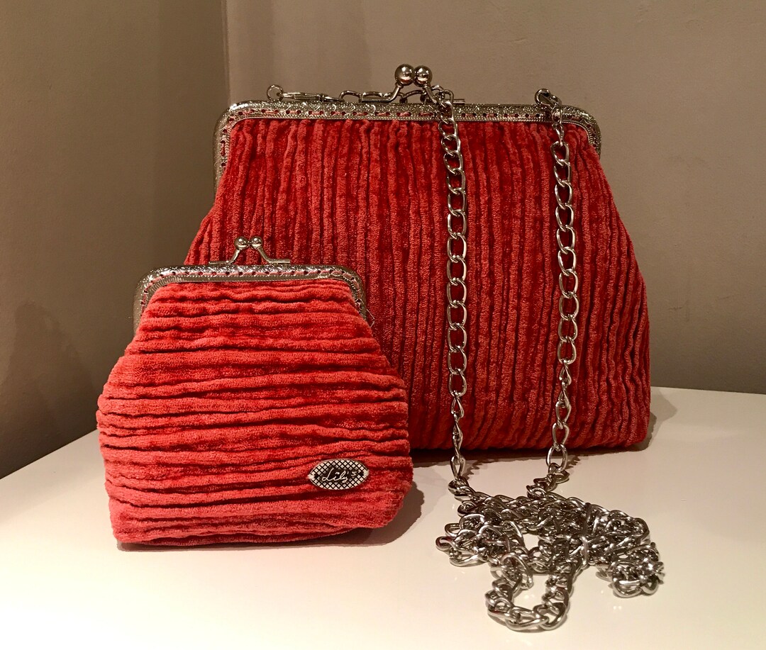 Vintage Scarlet Red Velvet Frame Evening Clutch Bag With Silver Chain ...