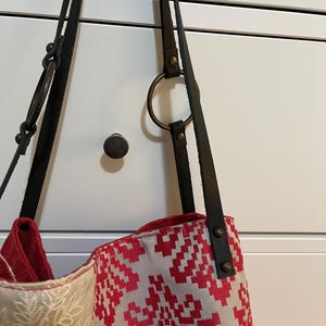 Große Patchwork Tasche | Roter Satin Brokat & Leder Umhängetasche ...