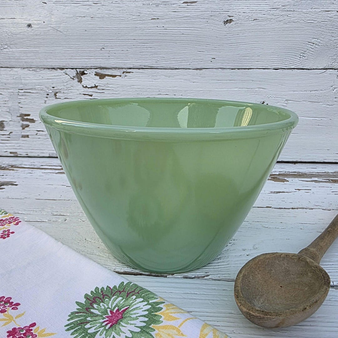 Jadeite Fire King Splash Proof Mixing Bowl 7.5" - Vintage Jadeite ...