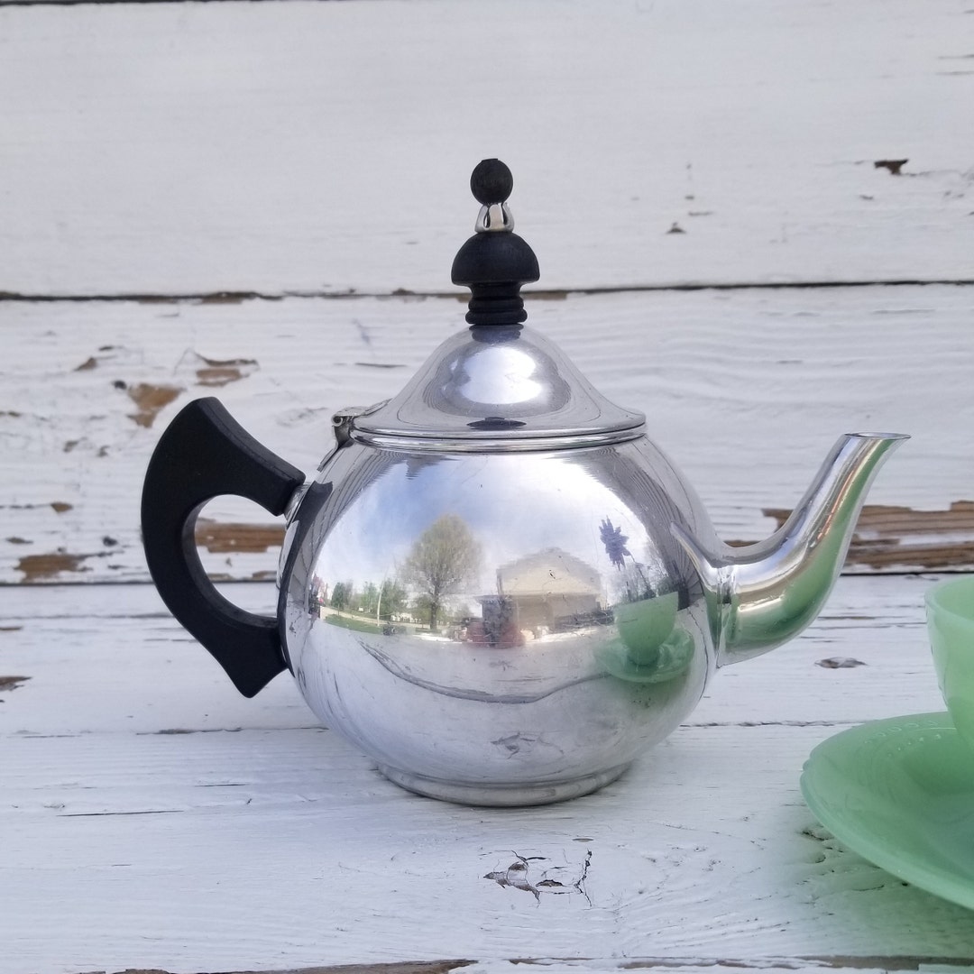Vintage Aluminum Teapot & Tea Infuser - Priscilla Ware Aluminum Teapot ...