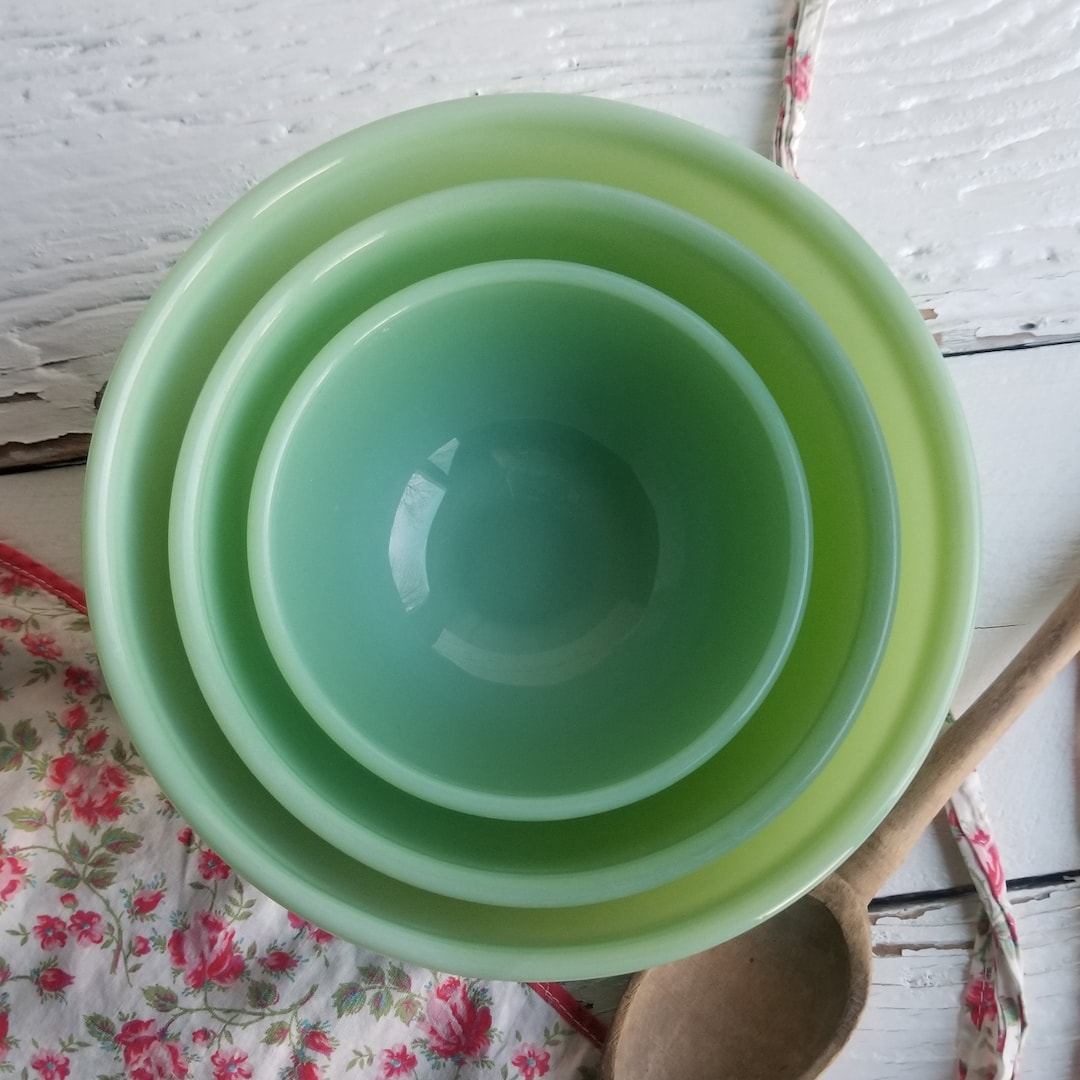 Jadeite Fire King Beaded Edge Mixing Bowl Set Vintage Jadeite Mixing ...