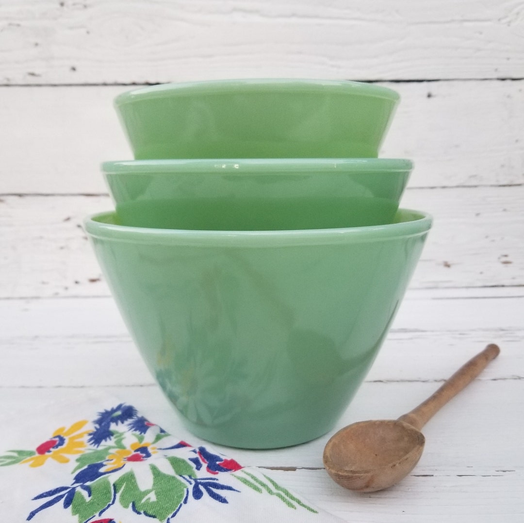 Jadeite Fire King Splash Proof Mixing Bowl Set Vintage Jadeite Mixing ...