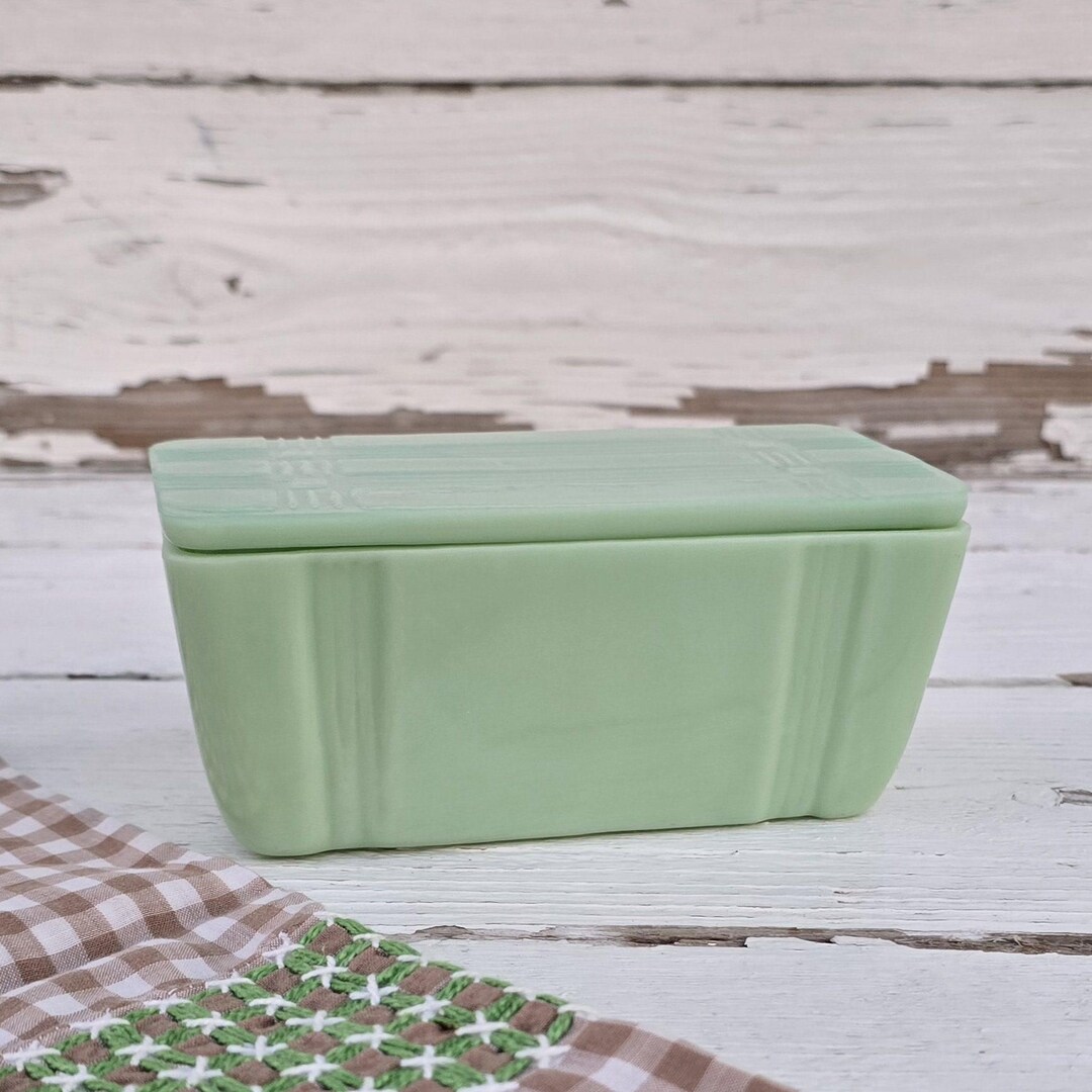 Jadeite Refrigerator Dish & Lid - Criss Cross Jadeite Storage - Cracker ...