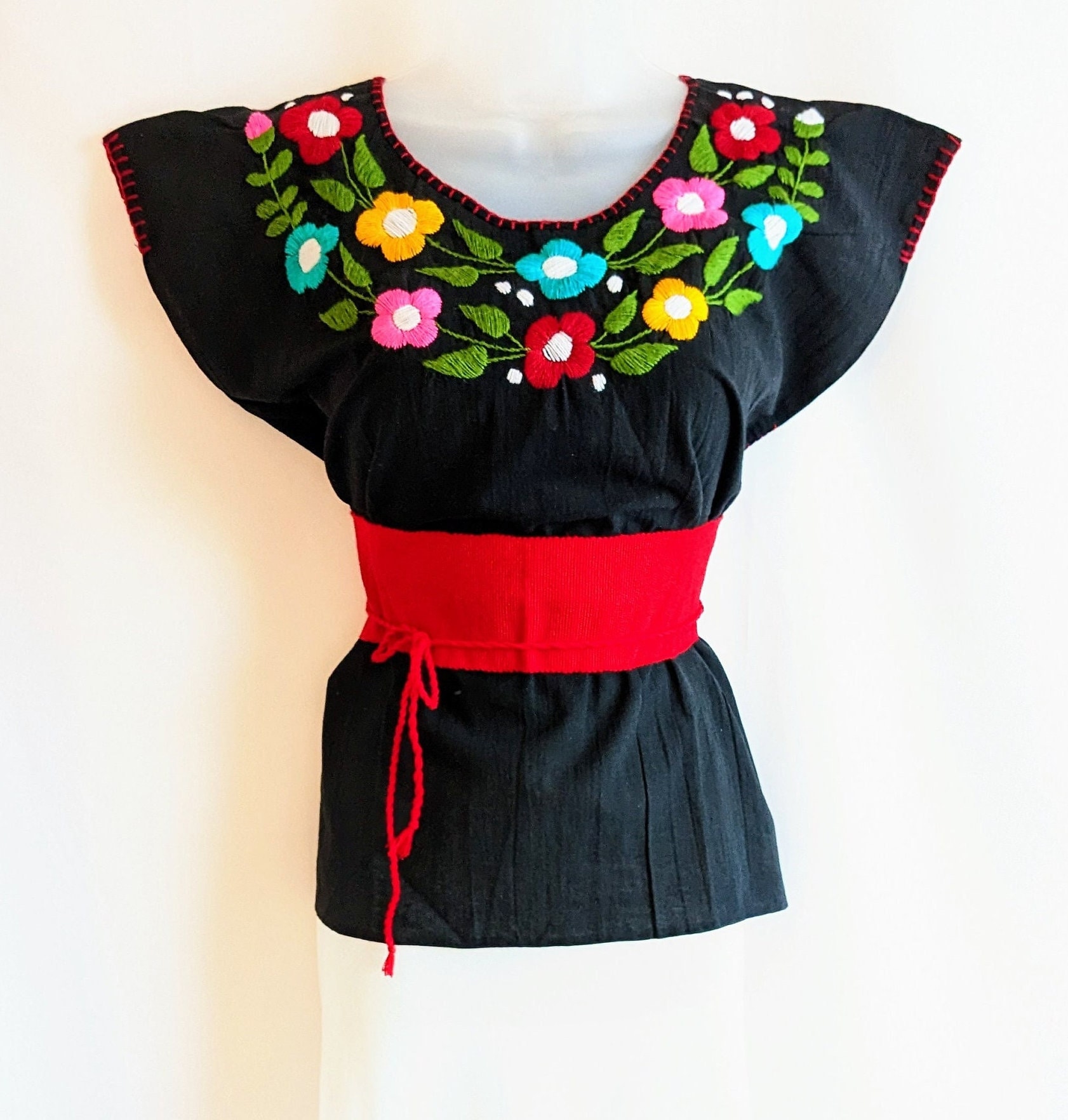 Floral Embroidered Blouse , Blusa Tipica Mexicana, Fiesta Mexicana Blouse, Ideal for Mexican or ...