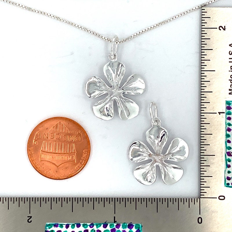 Hawaiian Flower Necklaces - Etsy