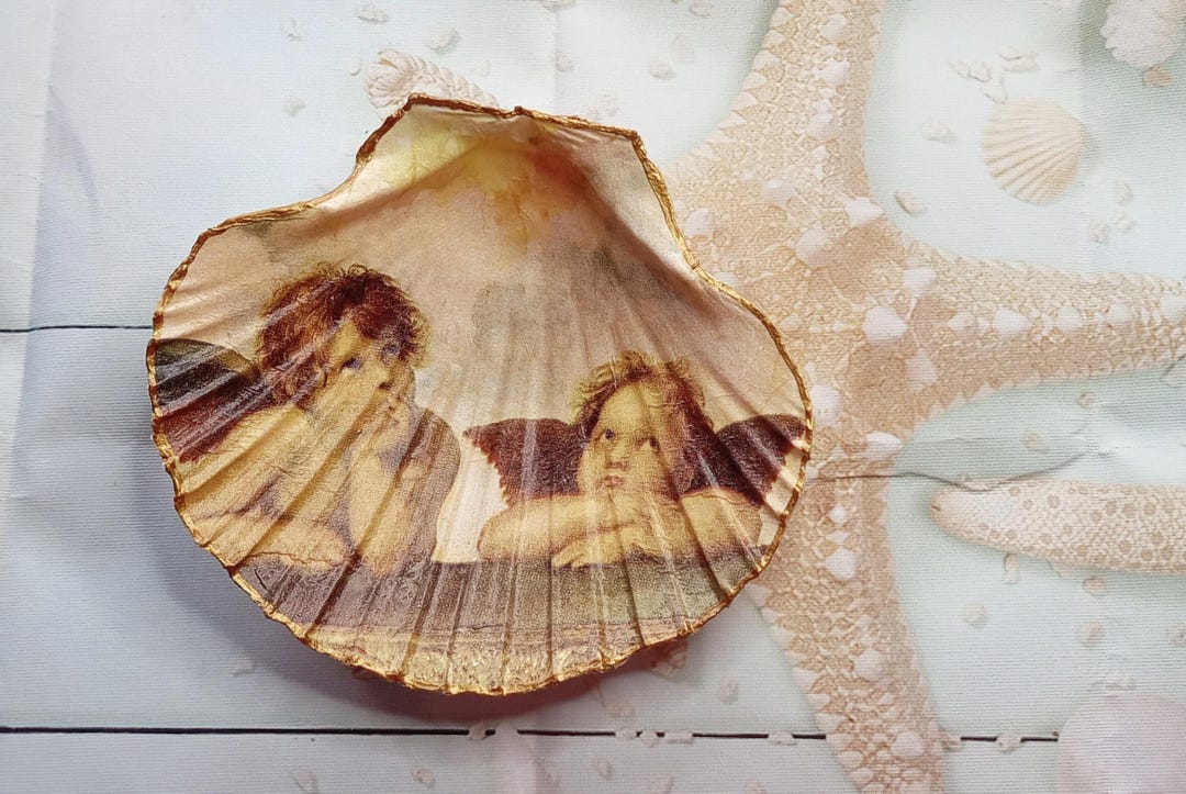 Raphael Angels Decoupage Clam Shell, Galicia Scallop Shell Trinket Dish ...