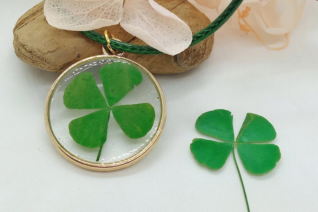 Four Leaf Clover Necklace, Real Clover Jewelry, Lucky Pendant, St ...