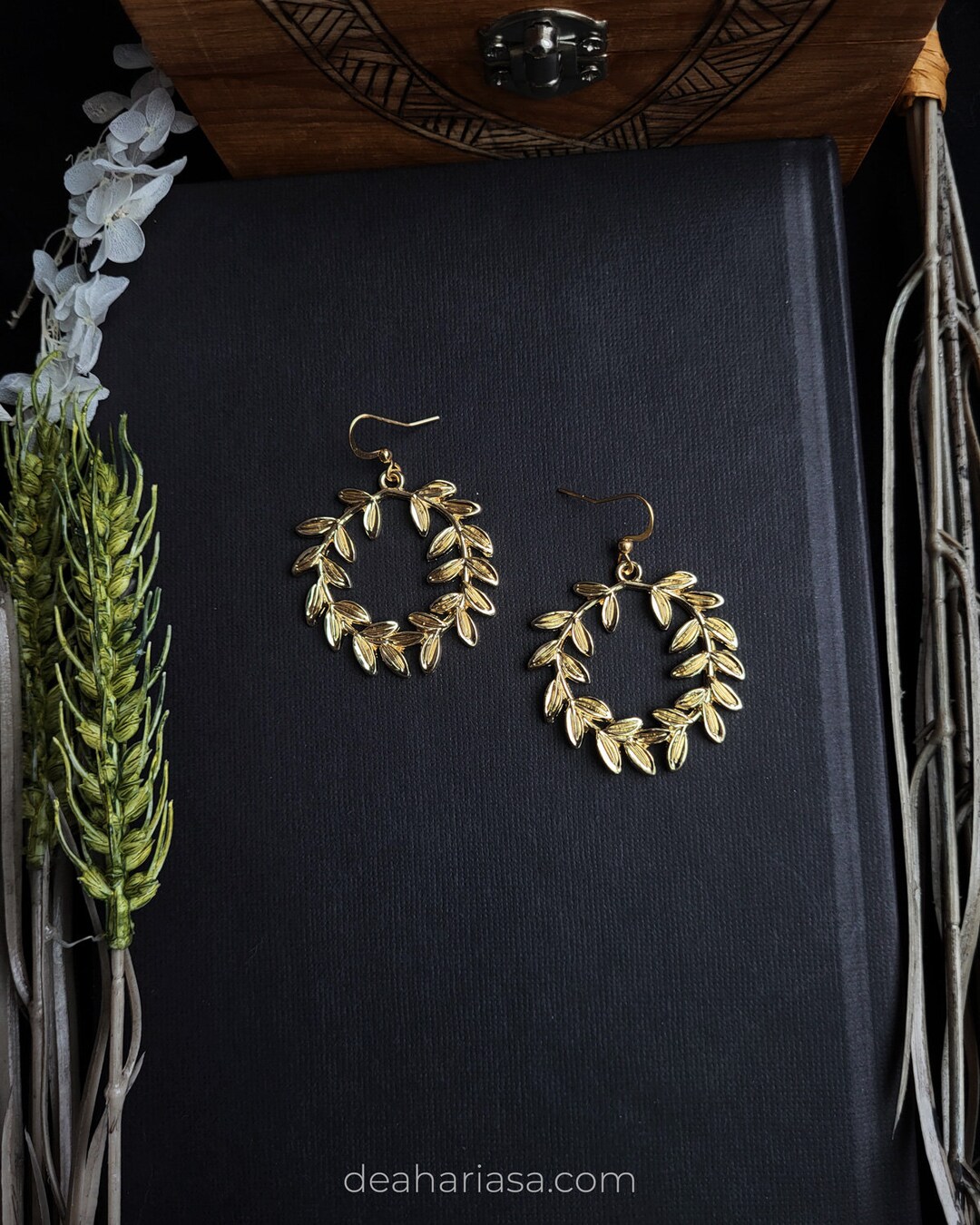 Golden Laurel Wreath Earrings Roman Earrings Greek Gods Hellenistic ...