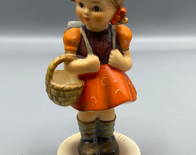 Goebel/hummel Figurine school Girl 81/2/0 TMK3 1960-1972 - Etsy