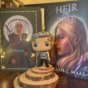 AThroneOfBooks - Etsy