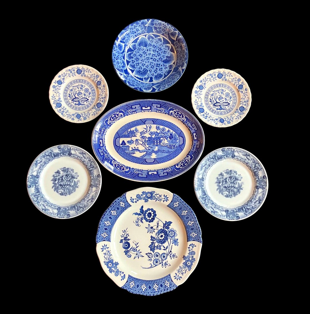 Vintage Blue and White Plate Wall Art, Seven Piece Plate Wall Decor ...