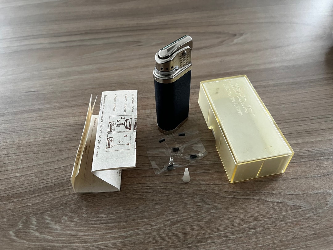 Vintage Ogonek Ogonjok USSR Unused Lighter With Soviet Flints - Etsy