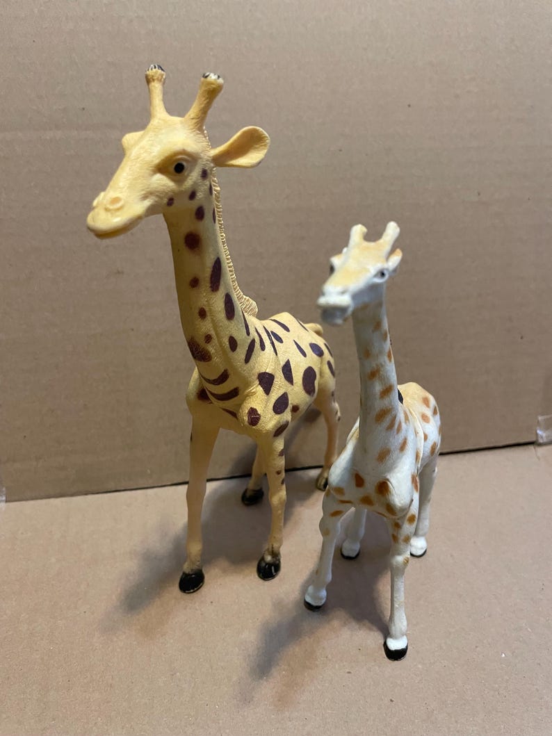 Two Plastic Giraffes Zoo Africa - Etsy