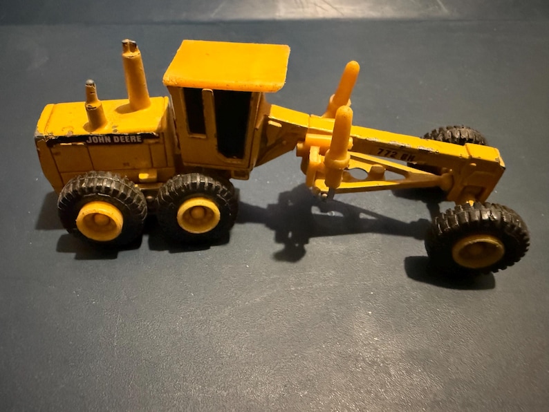 John Deere Vintage Construction Equipment Motor Grader Diecast Toy ...
