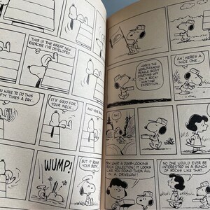 Charles Schultz Peanuts Snoopy 4 Vintage 1970s Paper Book Comic Books ...