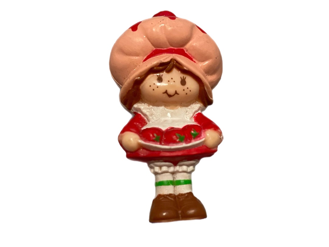Strawberry Shortcake Miniatures Mini Figure Herself W/berries in Apron ...