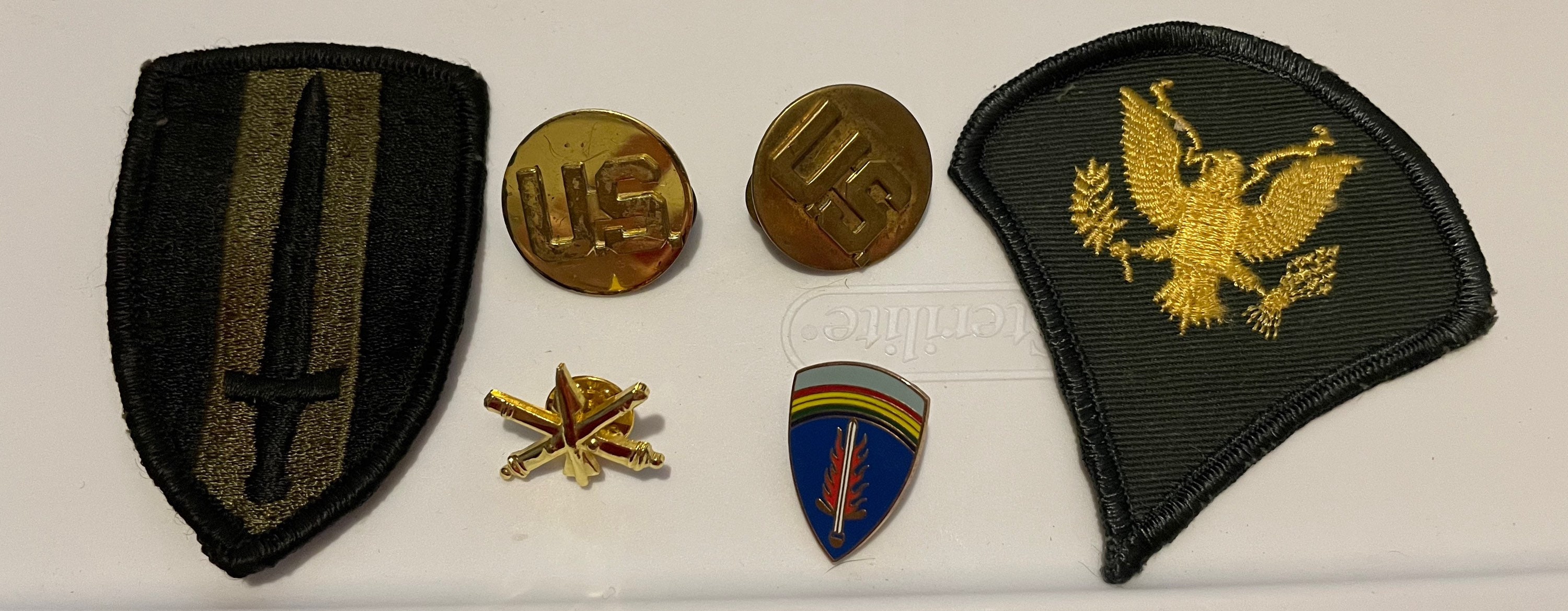 Army Patches and Pin Back Lot - Etsy