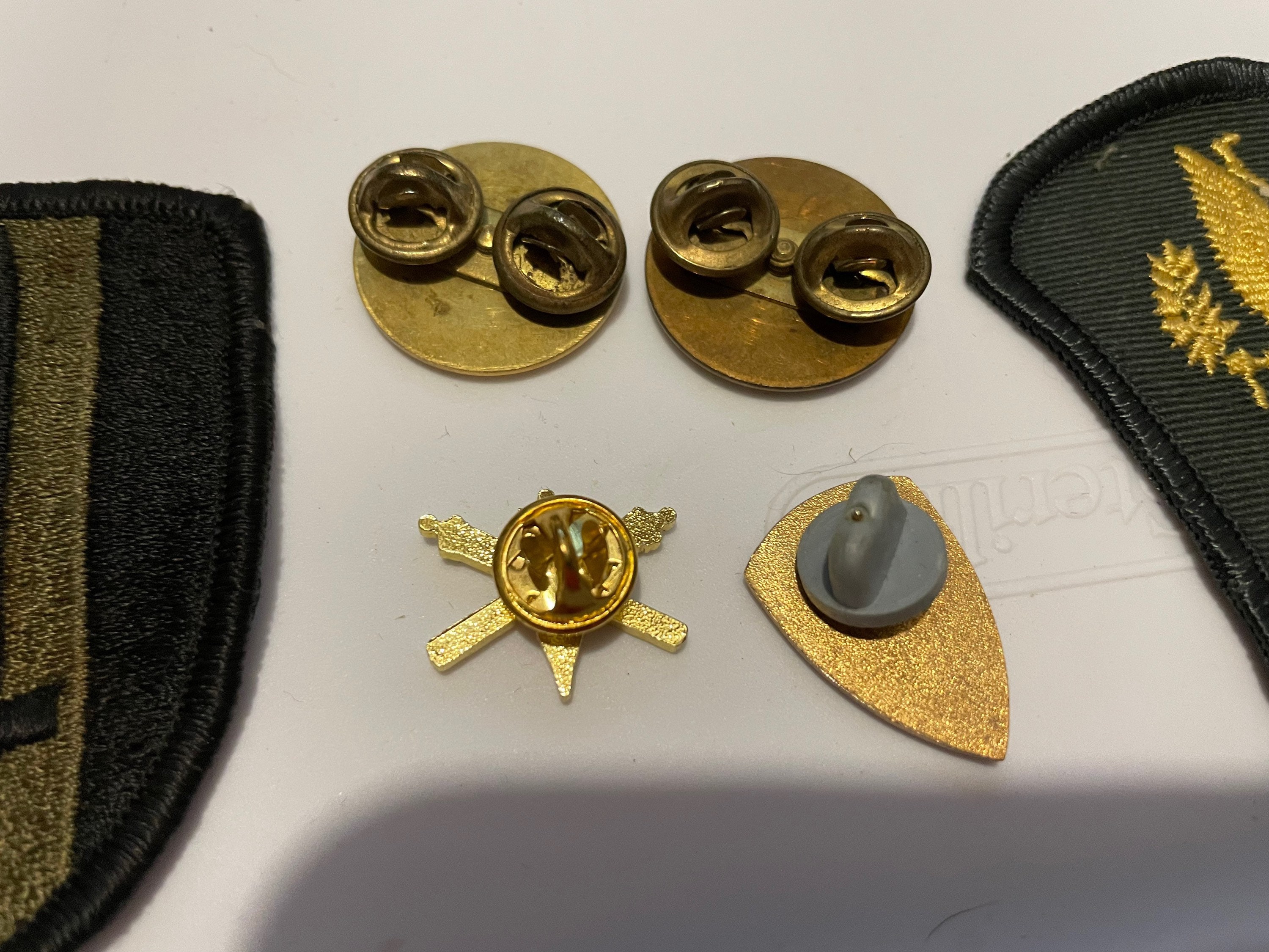 Army Patches and Pin Back Lot - Etsy