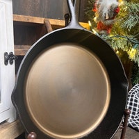 Polished Smooth Lodge Cast Iron Pan - Etsy