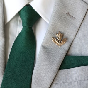 Gold Plated Leaf Men's Suit Lapel Pin | Boutonneire | Men's Suit Brooch ...