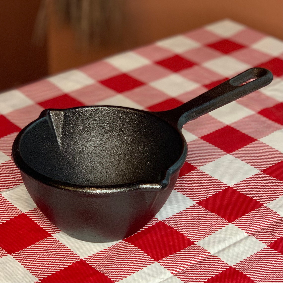 Lodge 5 Cast Iron Melting Pot MPR 2 Cups Double Spout | Etsy