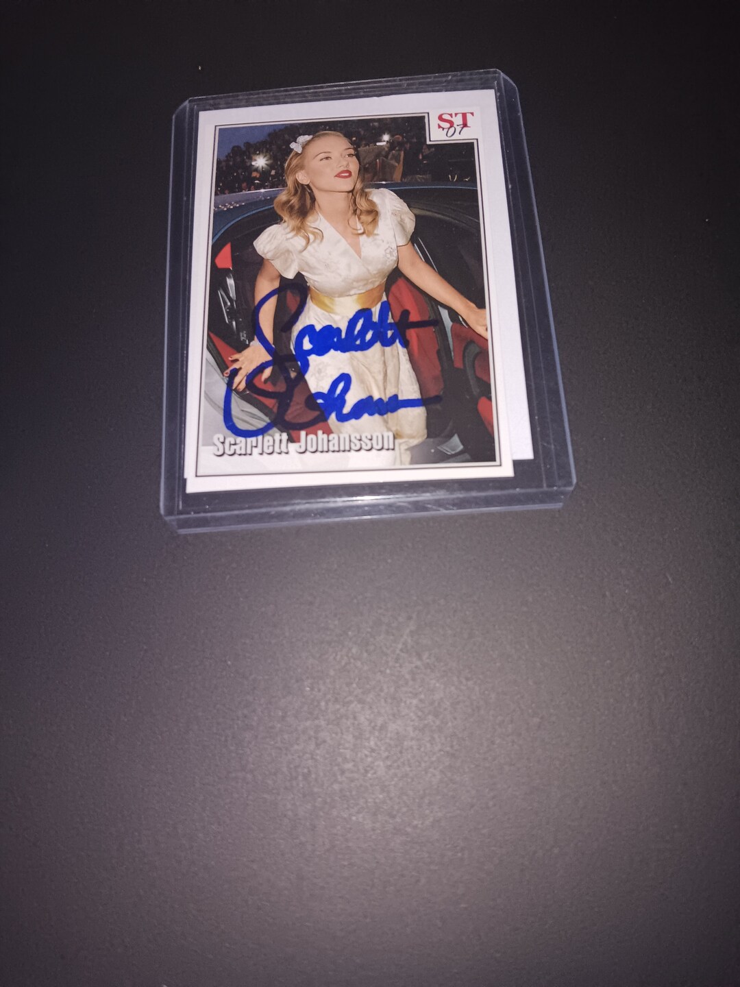 Scarlett Johansson Autographed Card With Coa - Etsy
