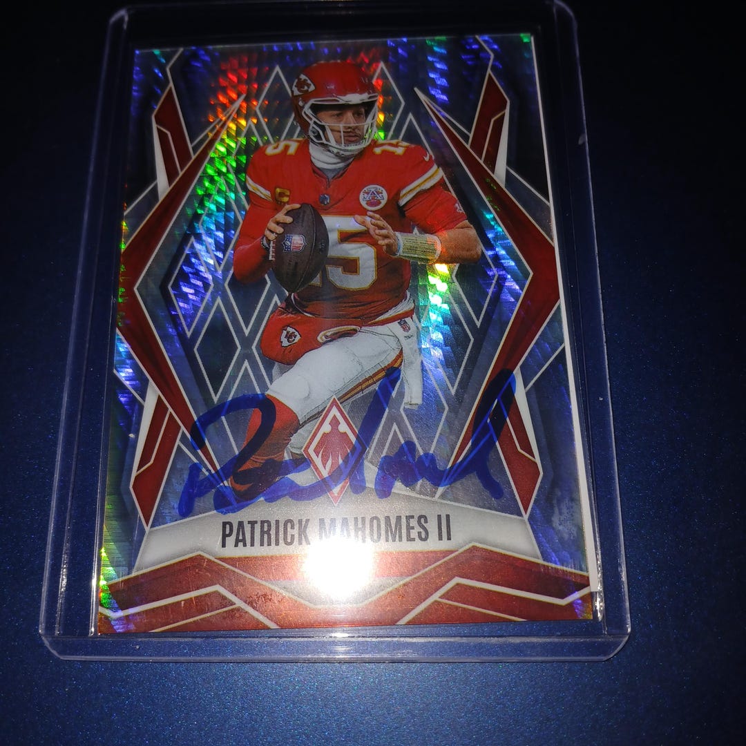 Patrick Mahomes Autographed Card With Cert - Etsy