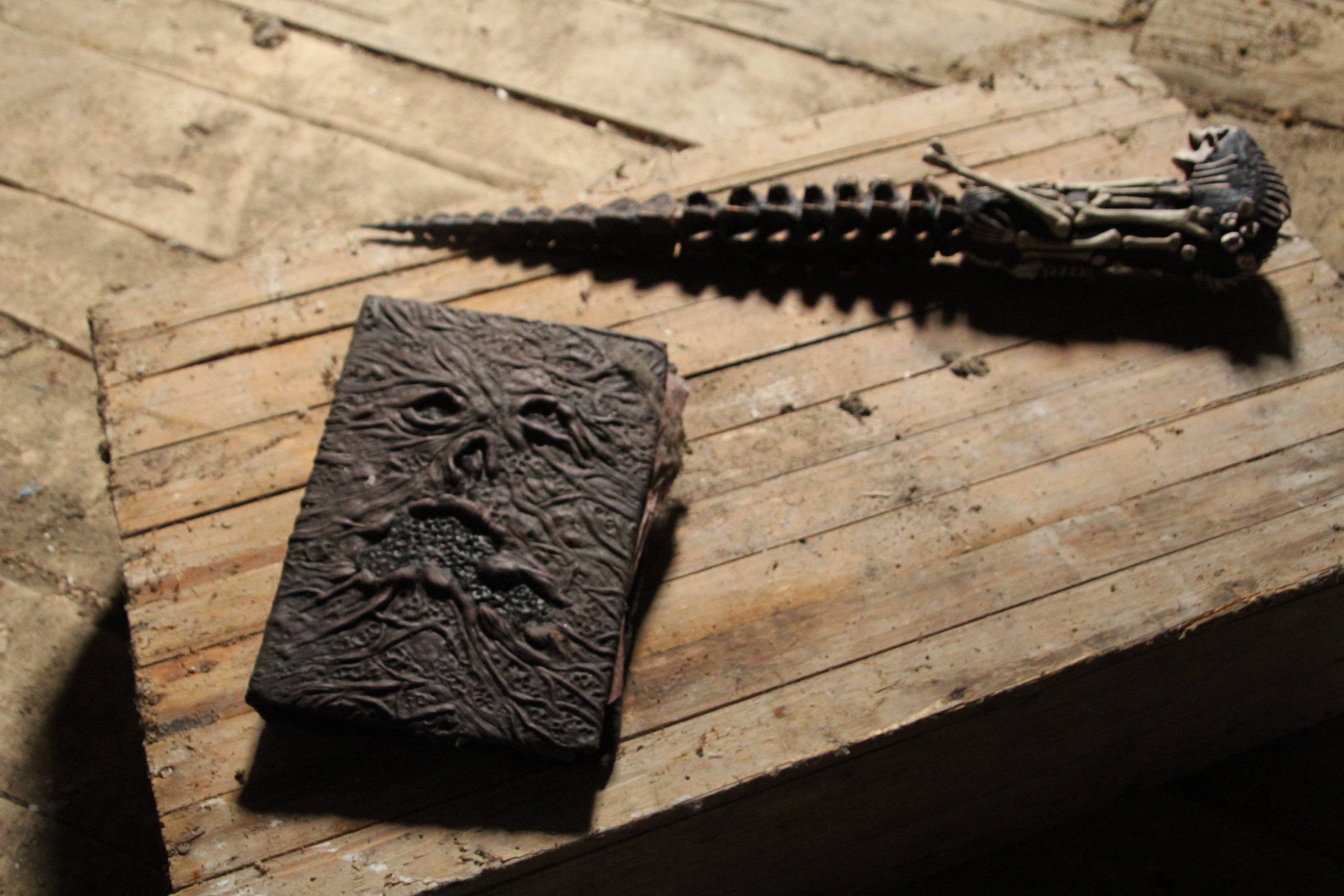 Necronomicon Evil Dead