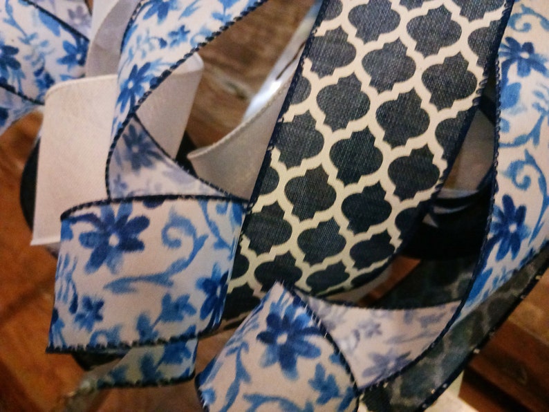 XL Elegant Chinoiserie Navy Blue and White Wreath Bow, Mailbox Bow ...