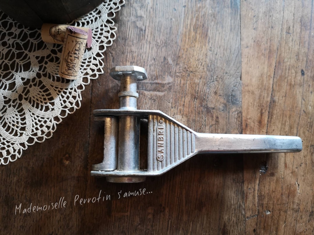 Vintage SANBRI Bottle Mouth Made of France - Etsy