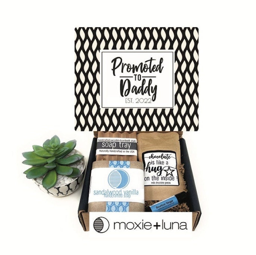 New Dad Gift Basket Promoted to Daddy Personalized Gift - Etsy.de