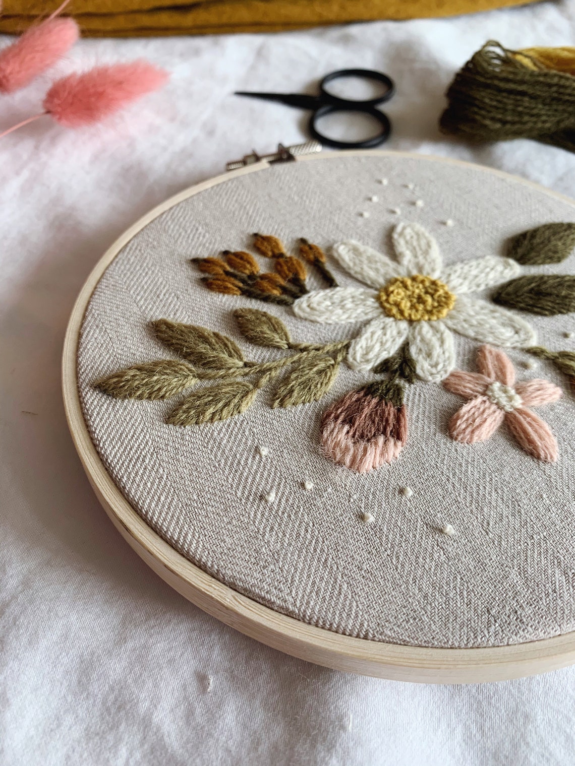 Cozy Florals Crewel Yarn Embroidery Pattern// Crewel Work - Etsy