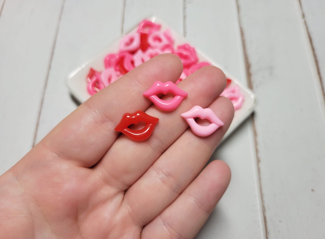 Kissy Lip Cabochons - Flatback Resin - Kawaii Cabochon - Valentine ...