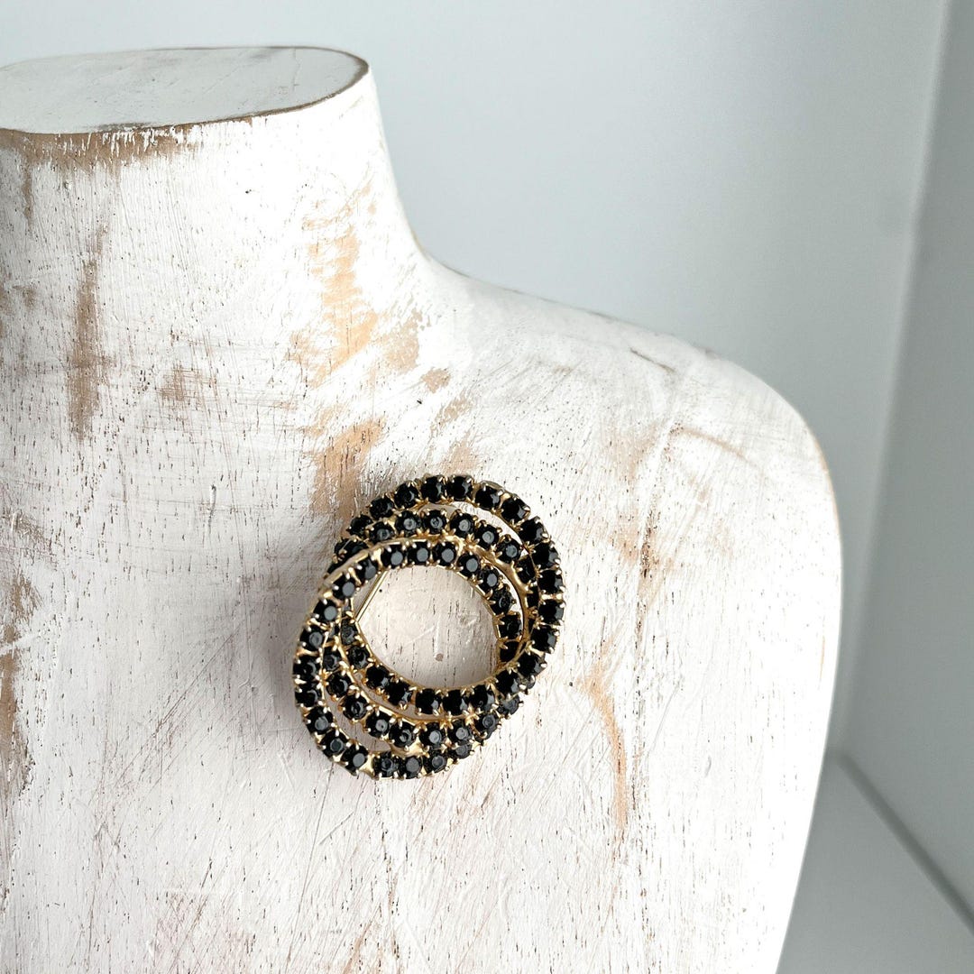 Vintage Intertwining Circles Black Glass Rhinestone Brooch Pin - Etsy