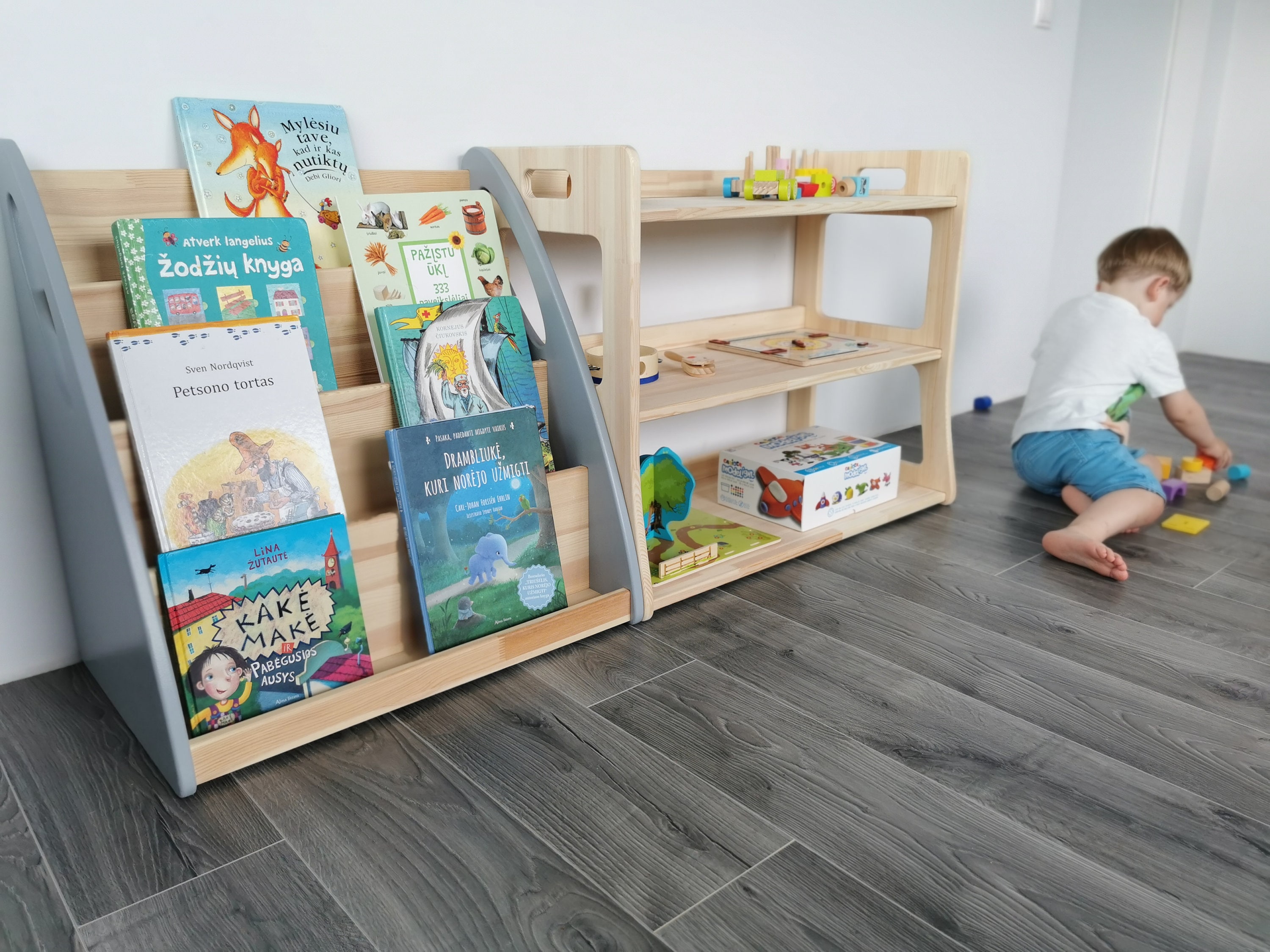 Montessori Bücherregal / Massivholz Bücherregal für Kinder / - Etsy.de