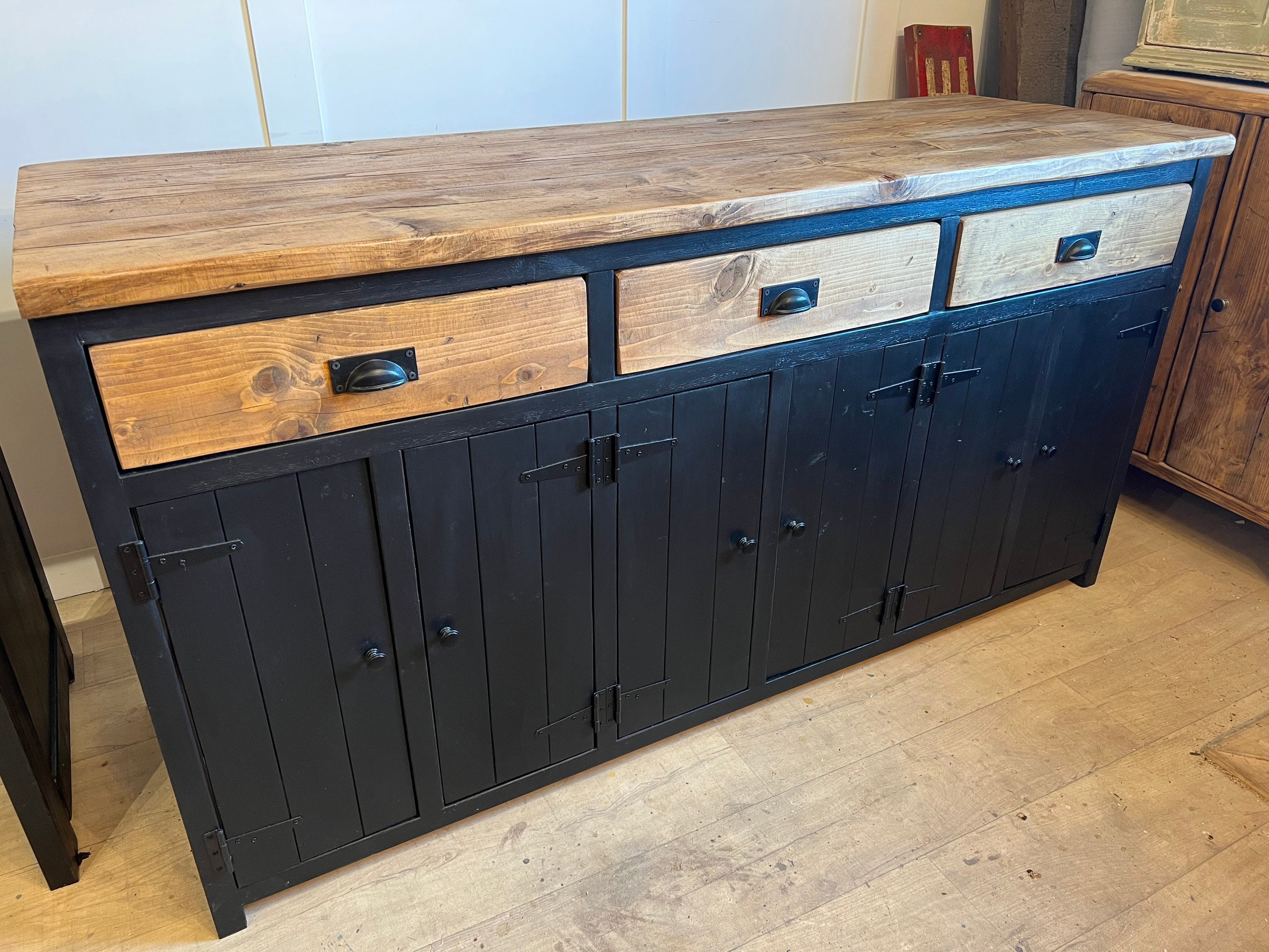 Full Kitchen Set up With T&G Doors - Etsy