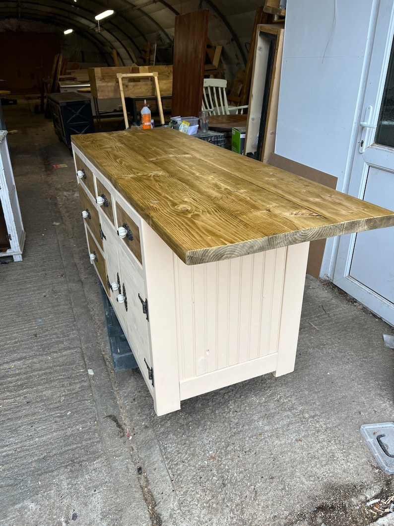Rustic Farmhouse Kitchen Island - Etsy UK