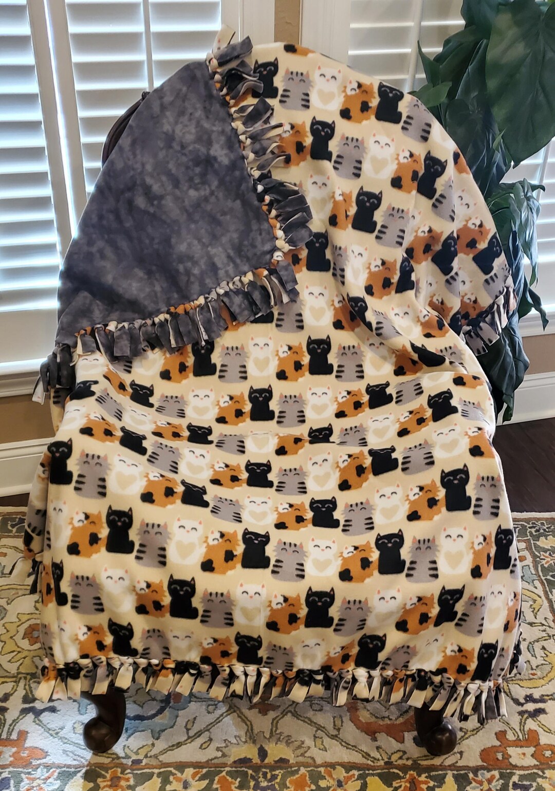 Polar Fleece Blanket Double Thickness Tied Throw Fringe Cats Kittens ...