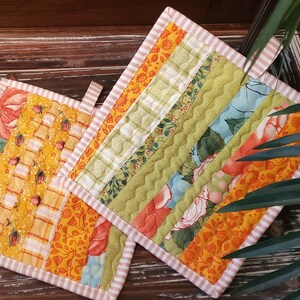 Potholders Reversible Set of Two Handmade Decorative Quilted Potholders ...