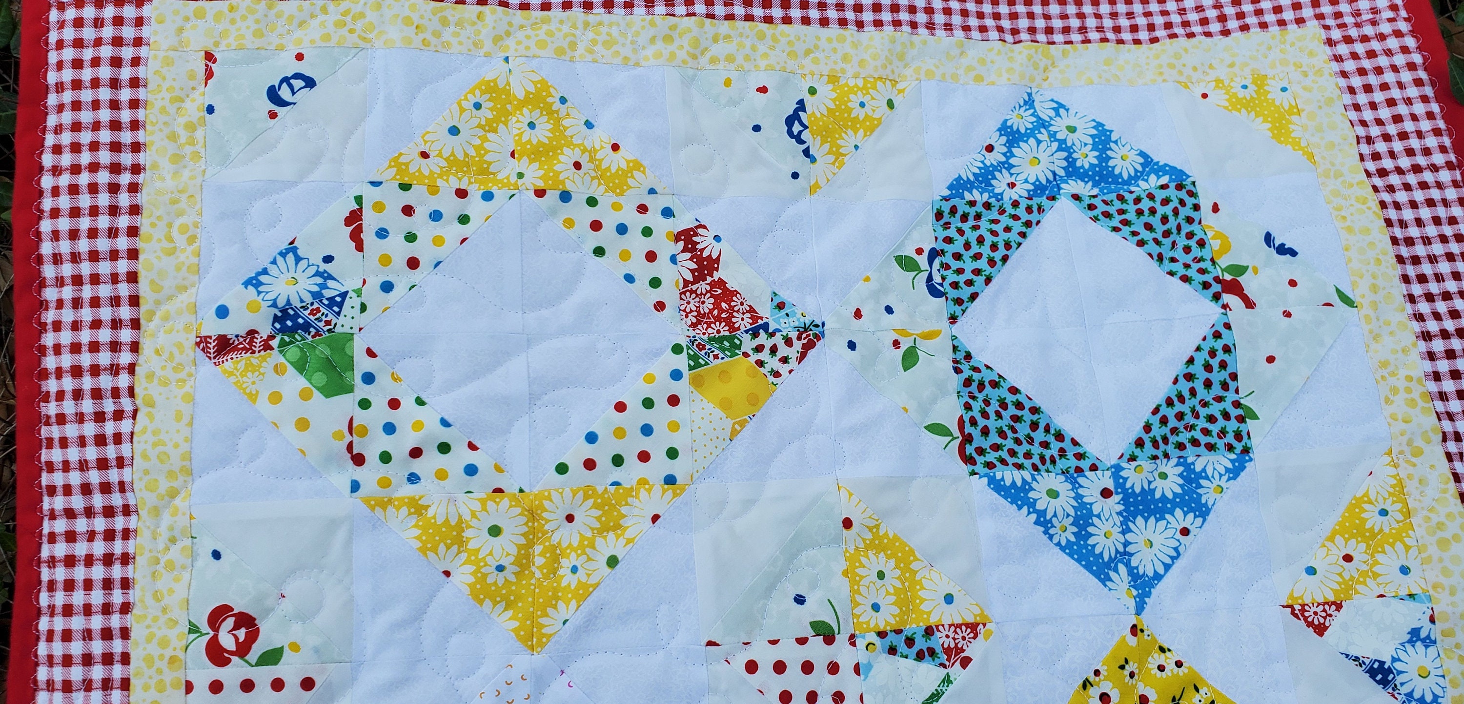 Vintage Inspired Kitchen Table Topper Reversible Redbird Cardinal ...