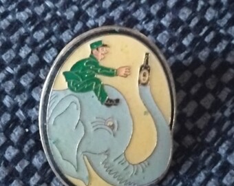 Vintage Pins & Badges - Etsy