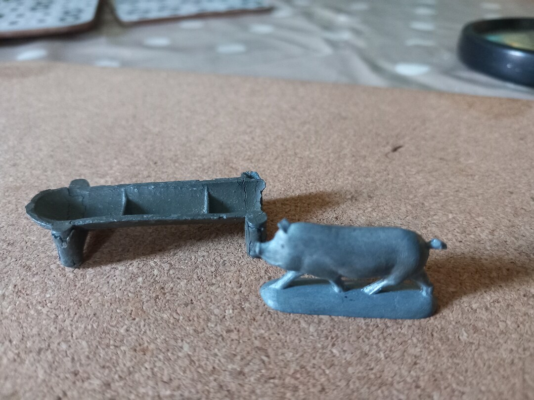 Vintage 1940 Britians Ltd Lead Pig and Trough. Farm Animals. - Etsy