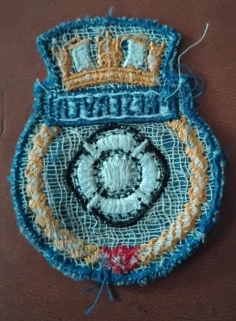 Vintage 1990 Royal Canadian Navy Sholder Patch. HMCS Preserver. Uniform ...